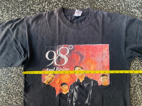 Vintage 98 Degrees And Rising Heat It Up Tour T shirt - Gem
