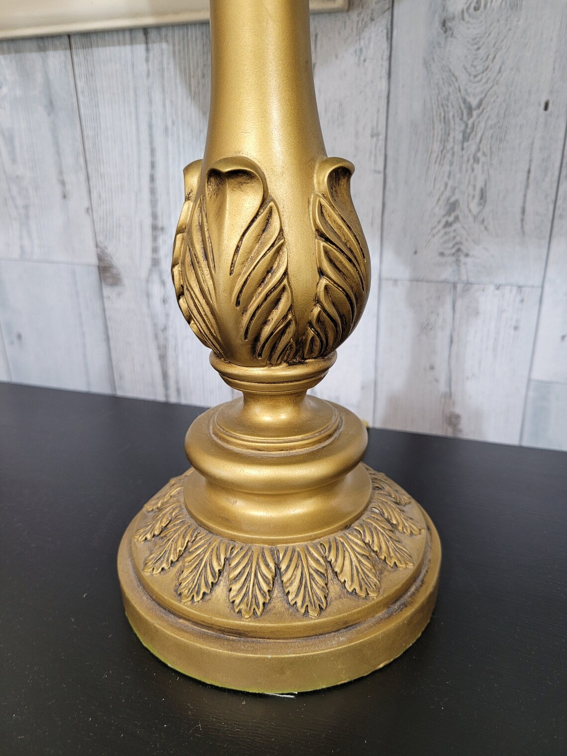 Lamp Golden Pedestal Light Embossed Lamp Vintage Gold Leaf Lamp Golden ...