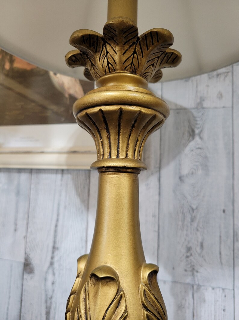 Lamp Golden Pedestal Light Embossed Lamp Vintage Gold Leaf Lamp Golden ...