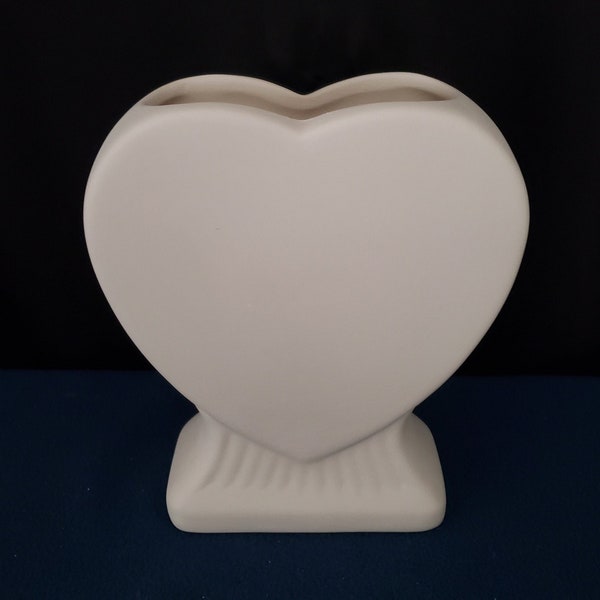 Ceramic Heart Vase - Etsy