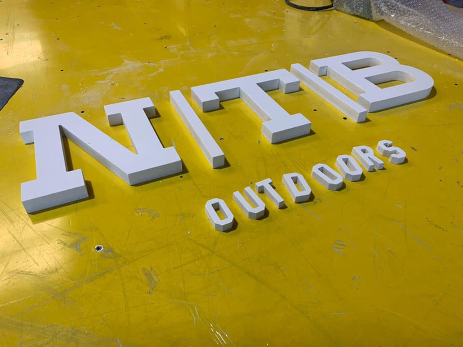 3D Acrylic/hdp/aluminium WALL LETTERING Office / Business / Shop ...
