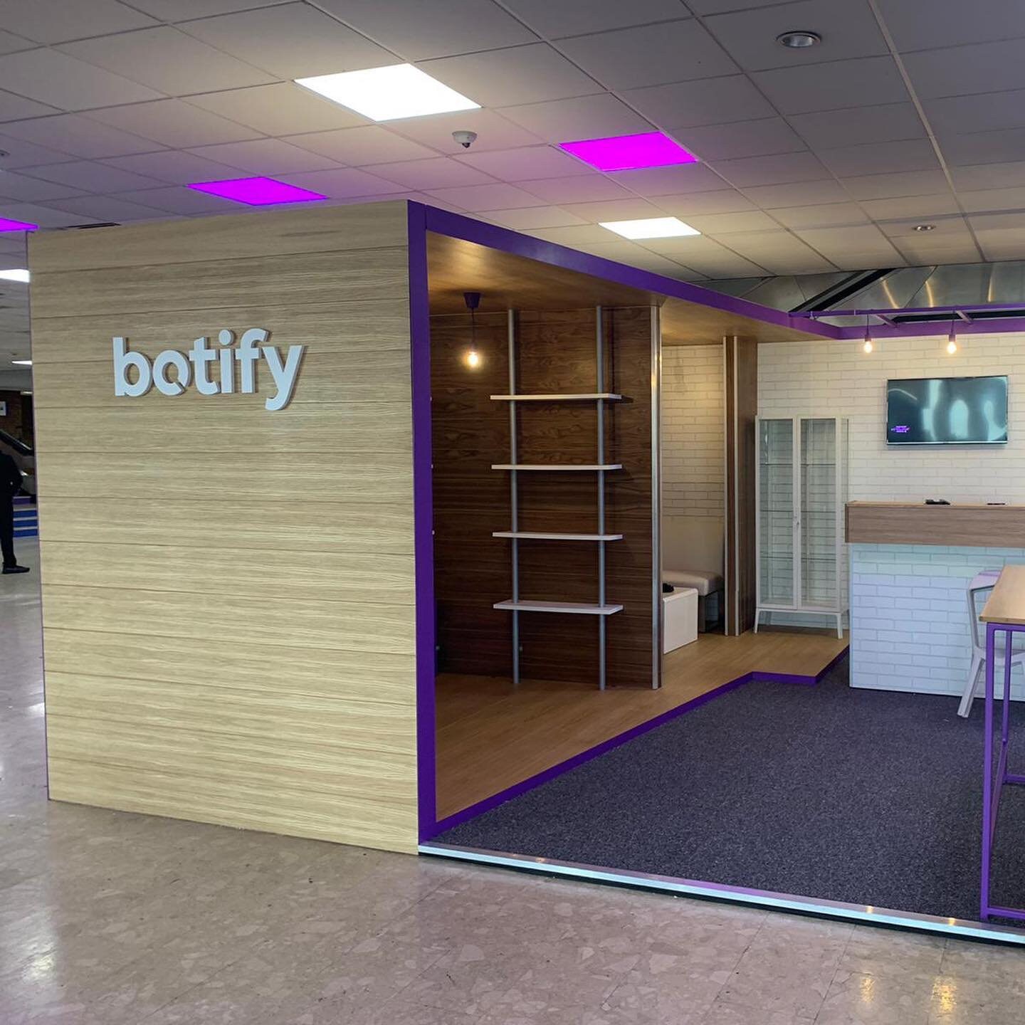 Exhibition / 3D Display Signage for Businesses Offices Showcase Your ...