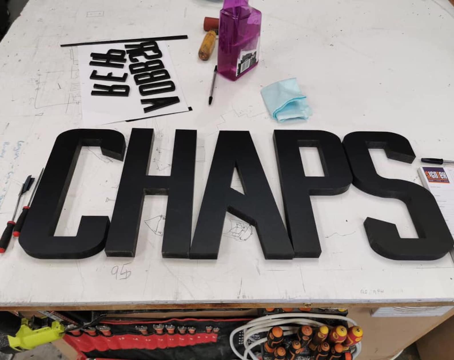 3D Acrylic/hdp/aluminium WALL LETTERING Office / Business / Shop ...