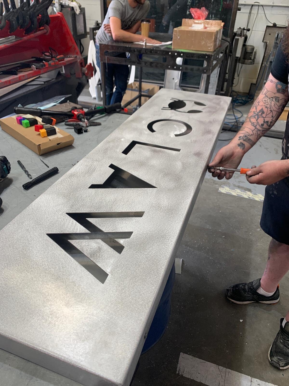 Push Through Acrylic Aluminium Logo Sign Bespoke Sign Tray With Led's ...