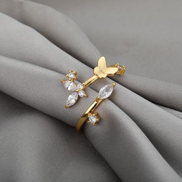 Gold Butterfly Ring - Etsy