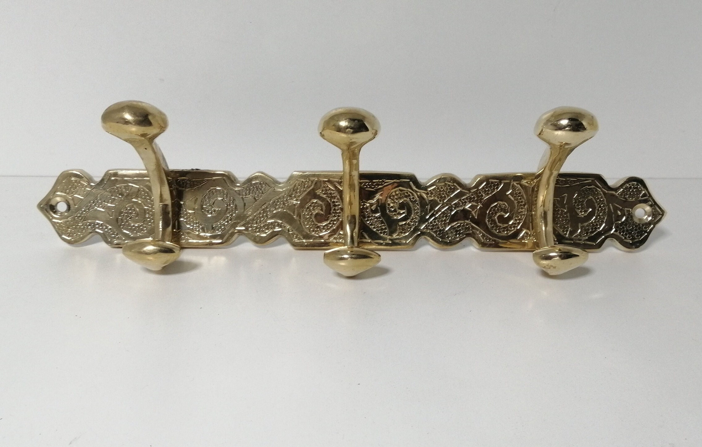 Solid Brass Embossed 3 Hooks Coat Hanger Wall Mounted Clothes Hooks ...