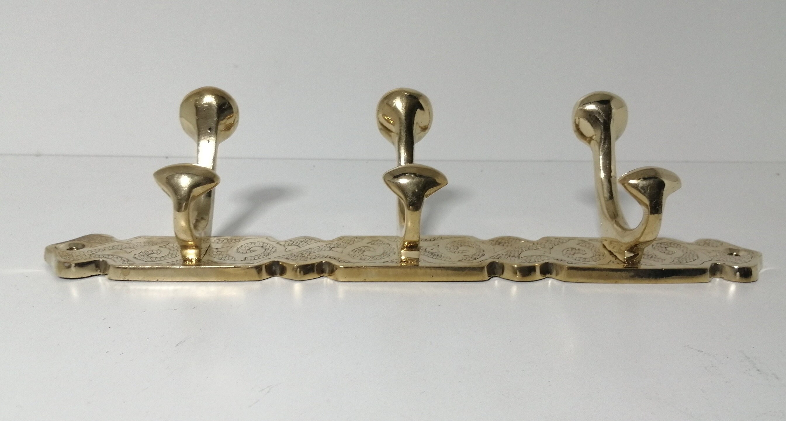 Solid Brass Embossed 3 Hooks Coat Hanger - Wall Mounted Clothes Hooks ...