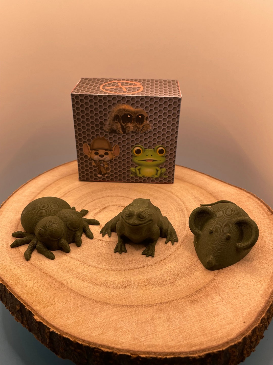 Camo Green Carbon Fibre Geocache Set of Mouse Frog and Spider Super ...