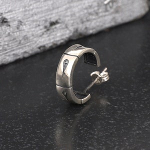 925 Sterling Silver Textured Circle Man One Side Earring, Hoop Textured ...
