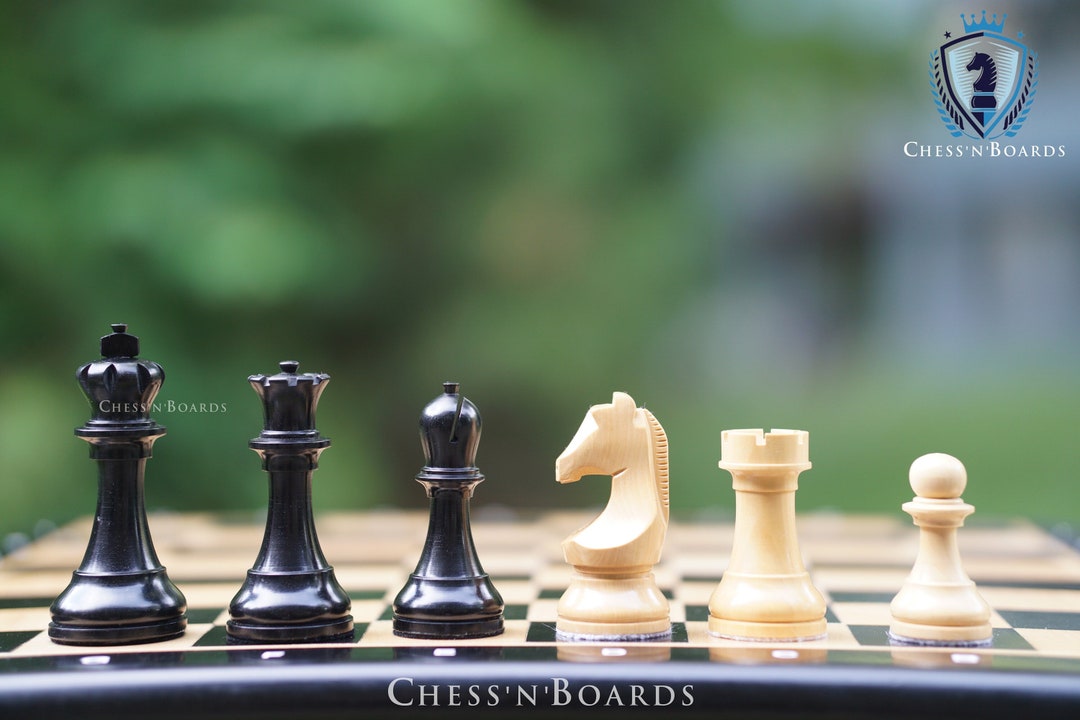 FIDE World Championship Chess Set: Ebonized Boxwood, 3.75" King, Extra ...