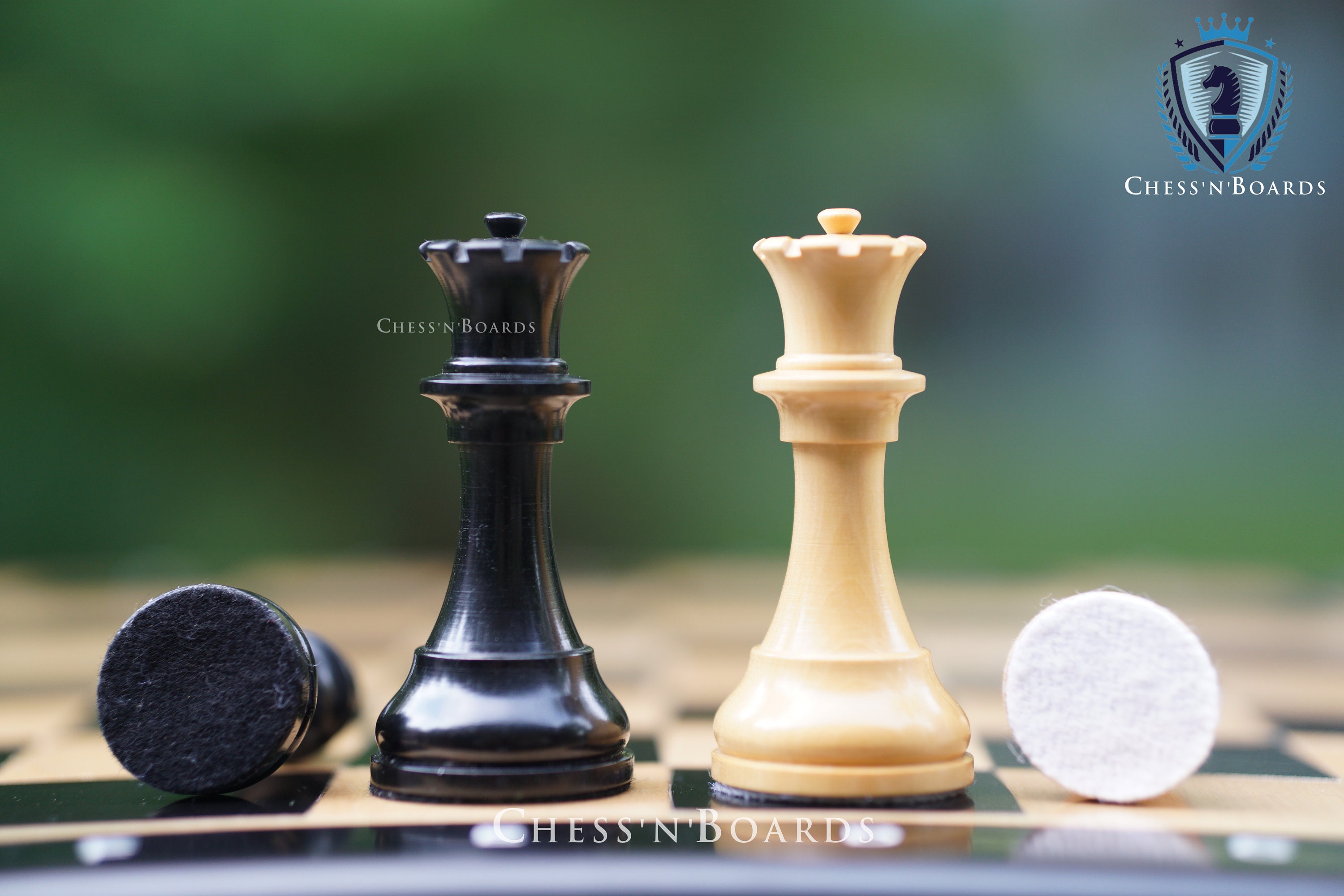 FIDE World Championship Chess Set: Ebonized Boxwood, 3.75" King, Extra ...