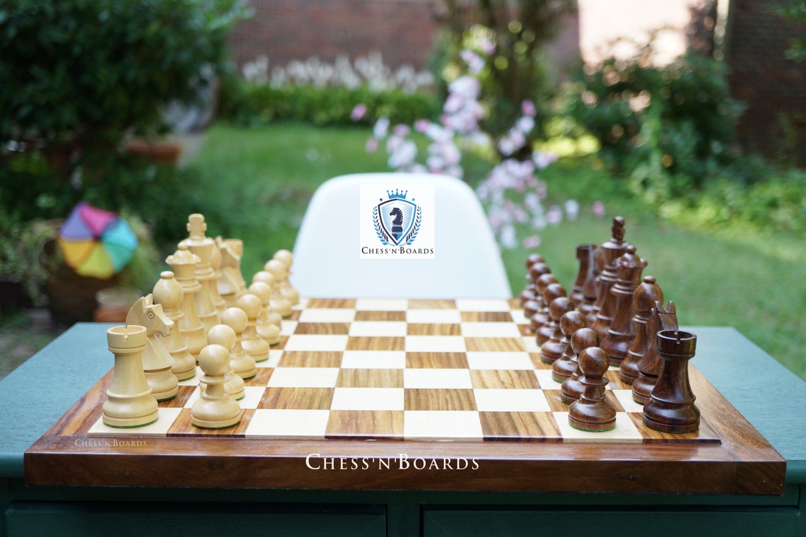 German Knight Tournament Chess Set With Sheesham and Maplewood | Etsy