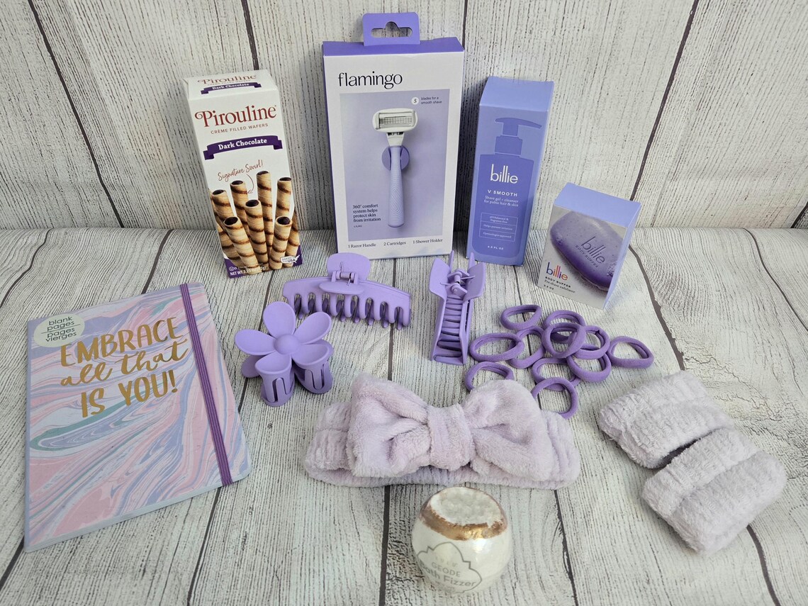 Purple Gift Box | Spa Day, Dark Chocolate & Hair Accessories| Care ...