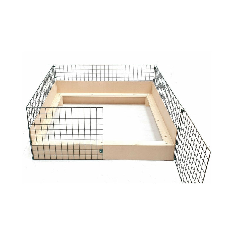 Puppy Dog Whelping Box 1.2m X 1.2m 4ft X 4ft With Timber Sides & Pig ...