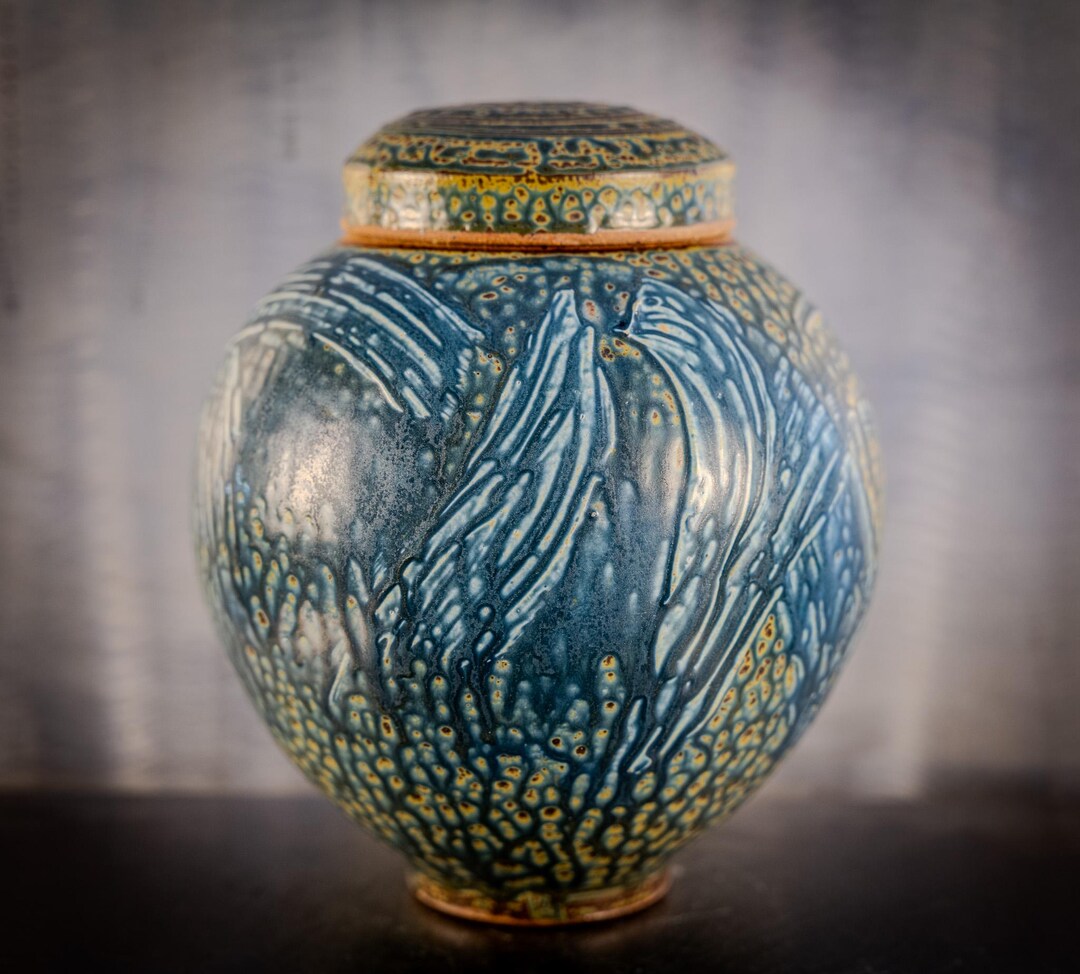 1 Gallon Onggi Stoneware Jar With Fermentation Weights. Made With ...