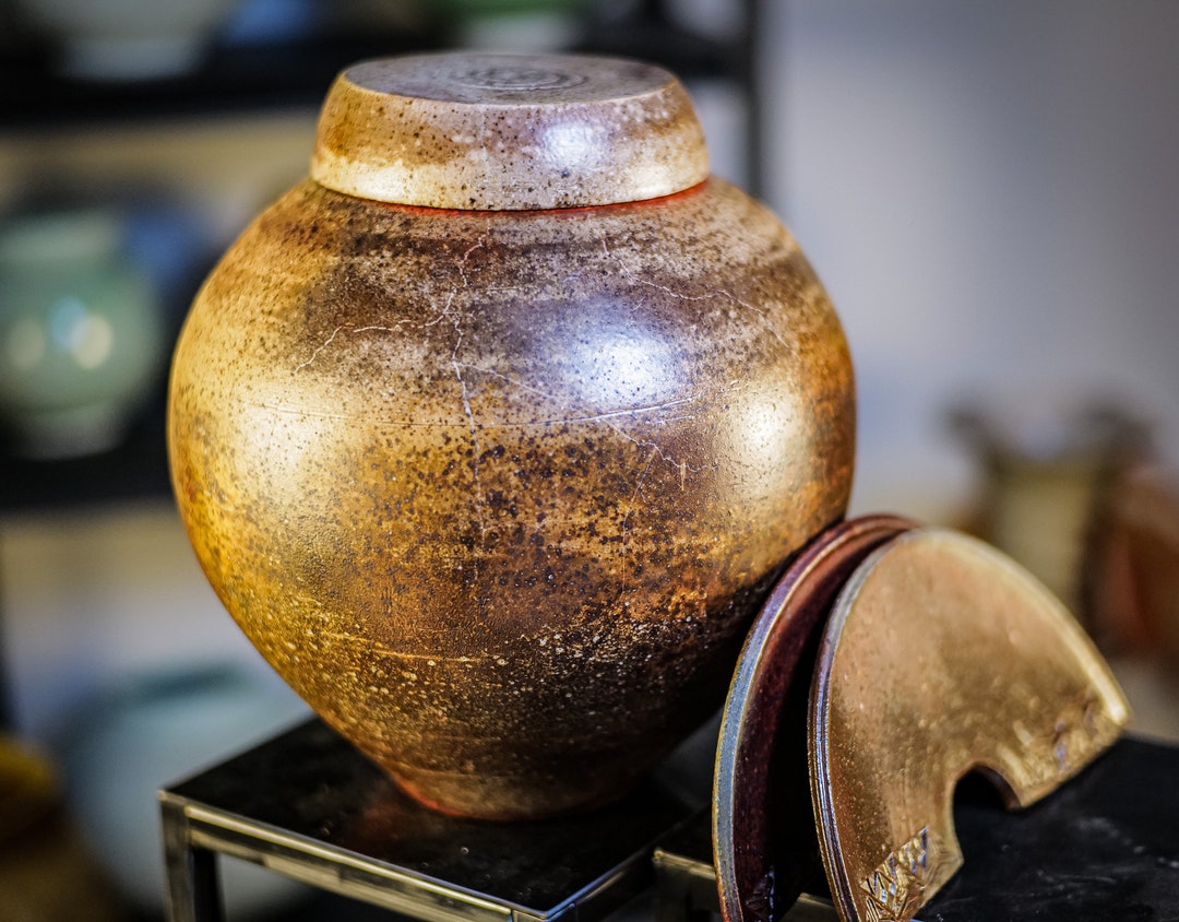 Striking 3 Gallon Rustic Handmade Stoneware Onggi Pot. - Etsy