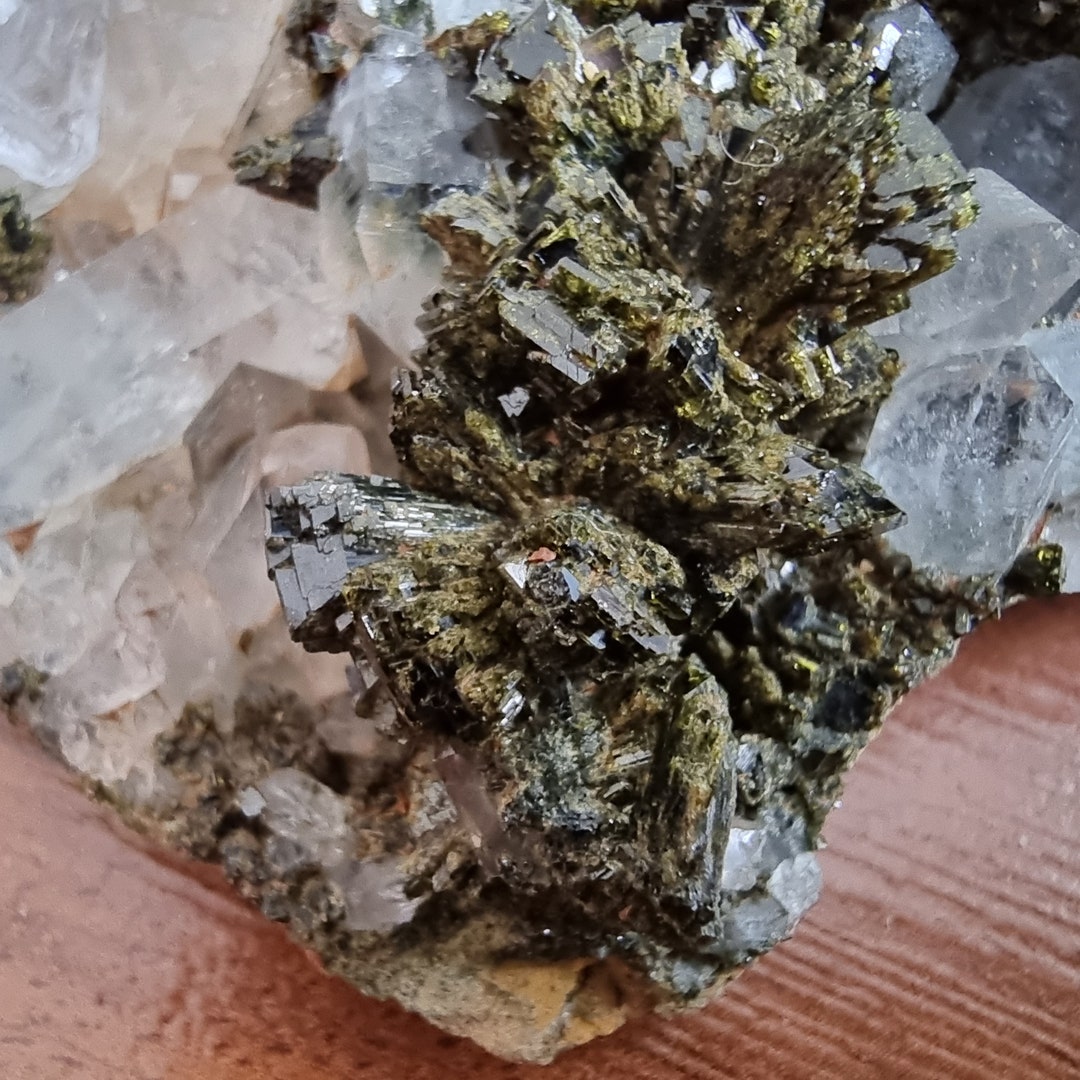 Beautiful Forest Epidote Quartz 248 Gr - Etsy