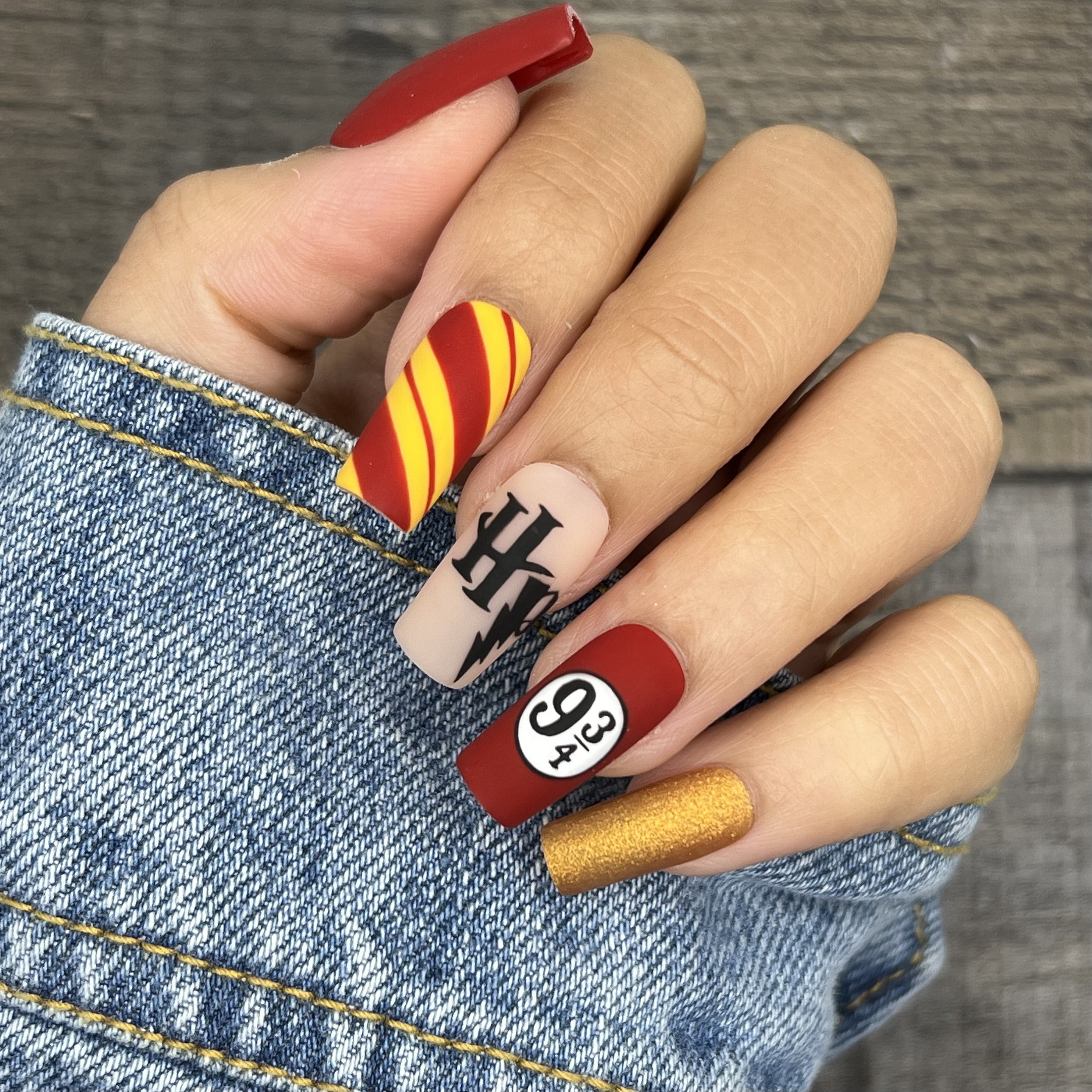 HP Wizard House Press on Nails Glue on Nails Short Nails - Etsy