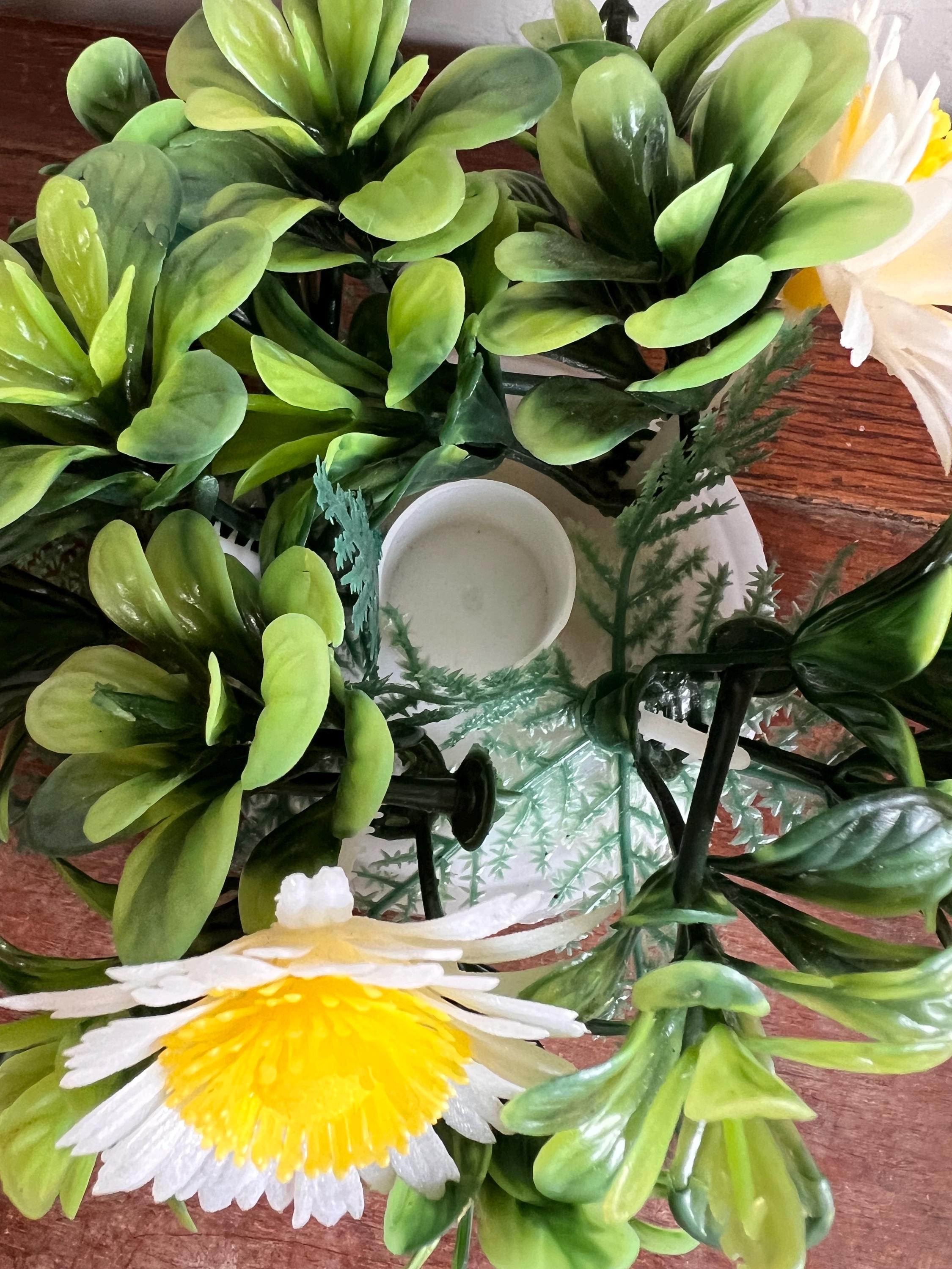 Kitchy Vintage Plastic Daisy Flower Candle Holder Rings Spring Decor ...