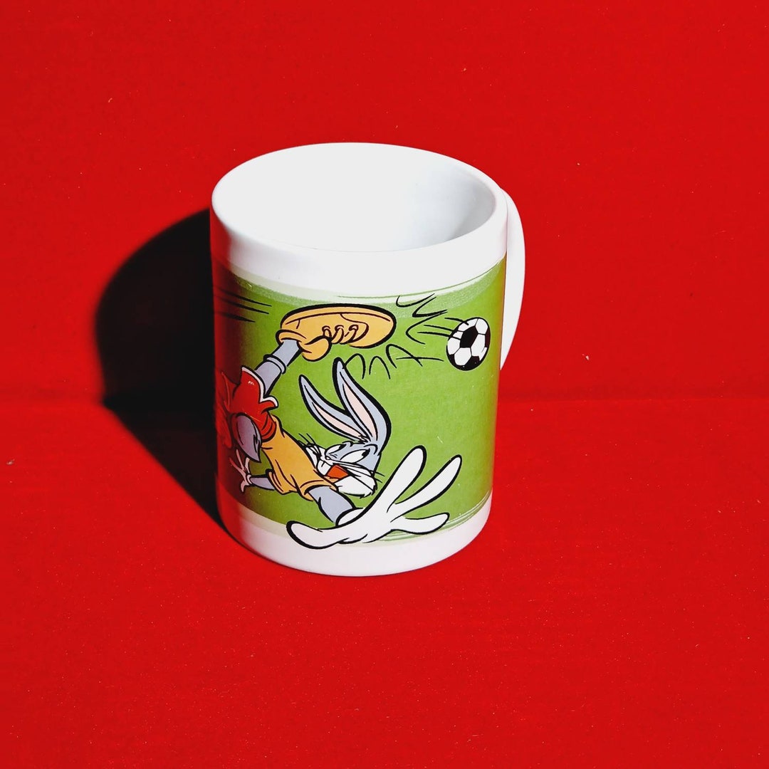Bugs Bunny Soccer Mug. Warner Bros 2000 - Etsy