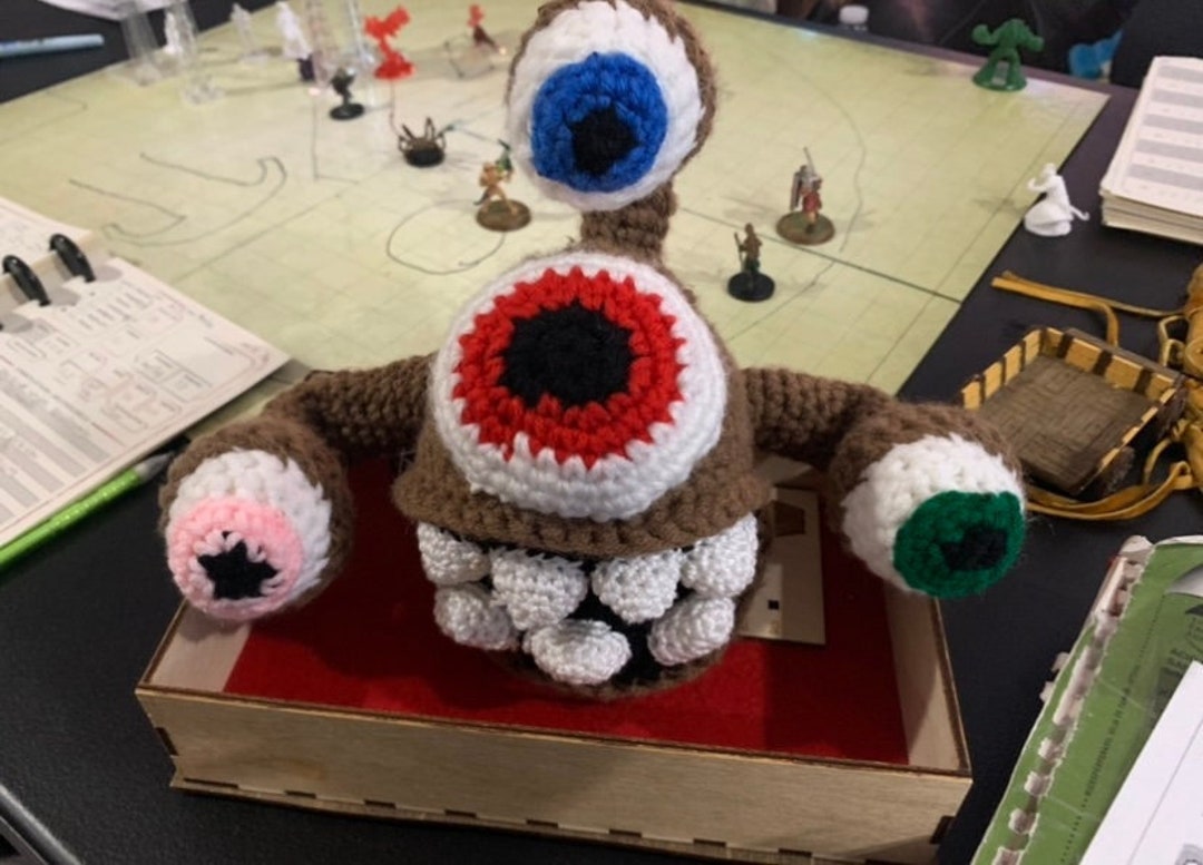 Beholder plush store