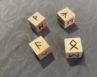 Elder Futhark Dice - Etsy
