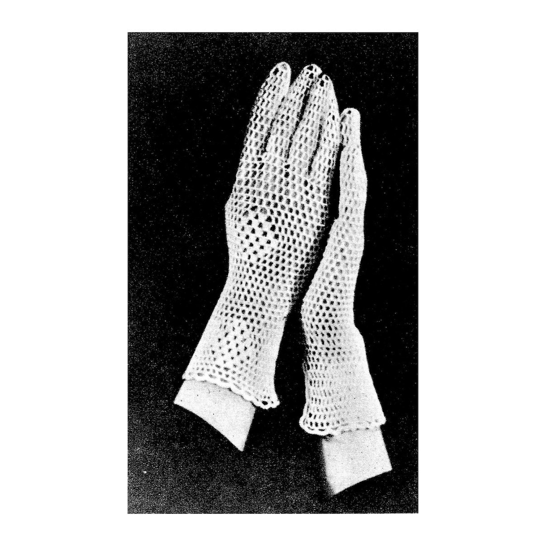 1940s Crochet Gloves Pattern • Vintage 40s Women's Glove • Ladies Size ...
