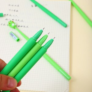 1 Pcs Cute Frog Silicone Gel Pen Soft Modeling Black Ink Pen Smooth ...