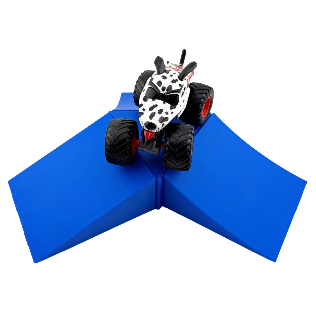 Jeff Did It! - 1:64th Scale Old School Jump Set - Includes 3 Ramps and ...
