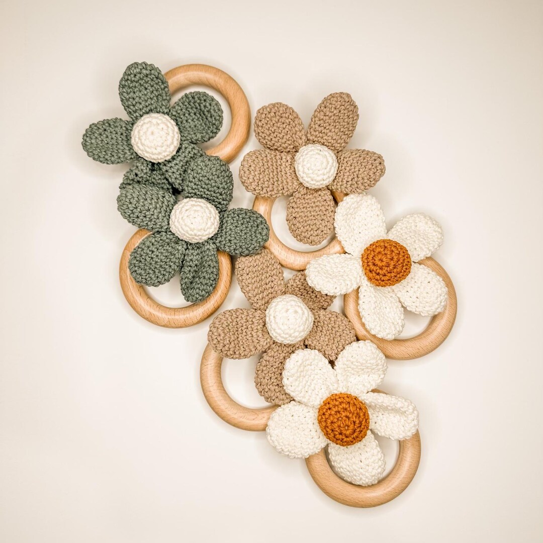 Handmade Crochet Daisy Flower Teether - Etsy