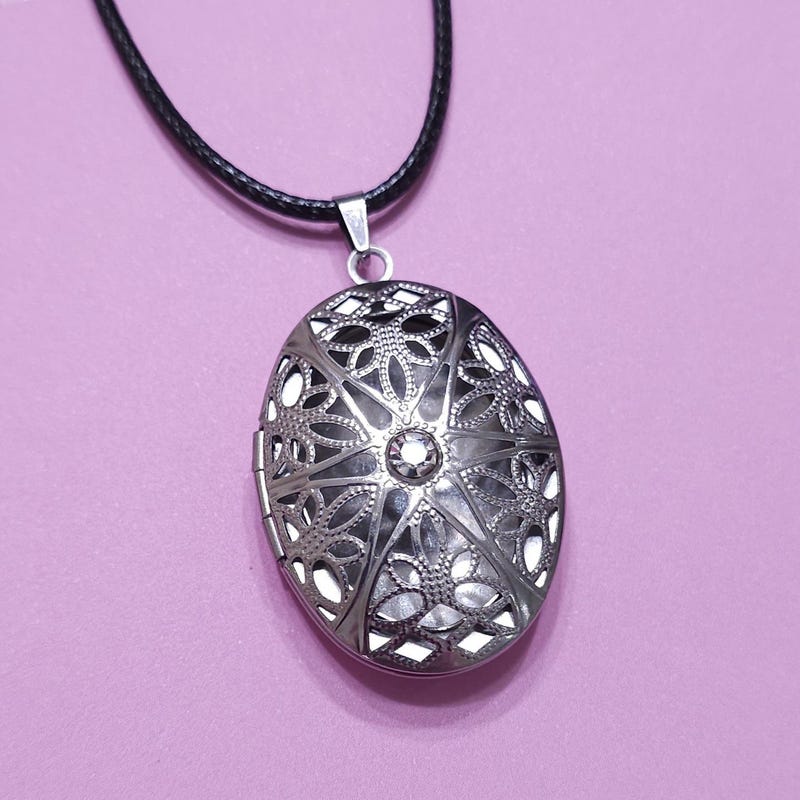 Diffuser Necklace - Etsy