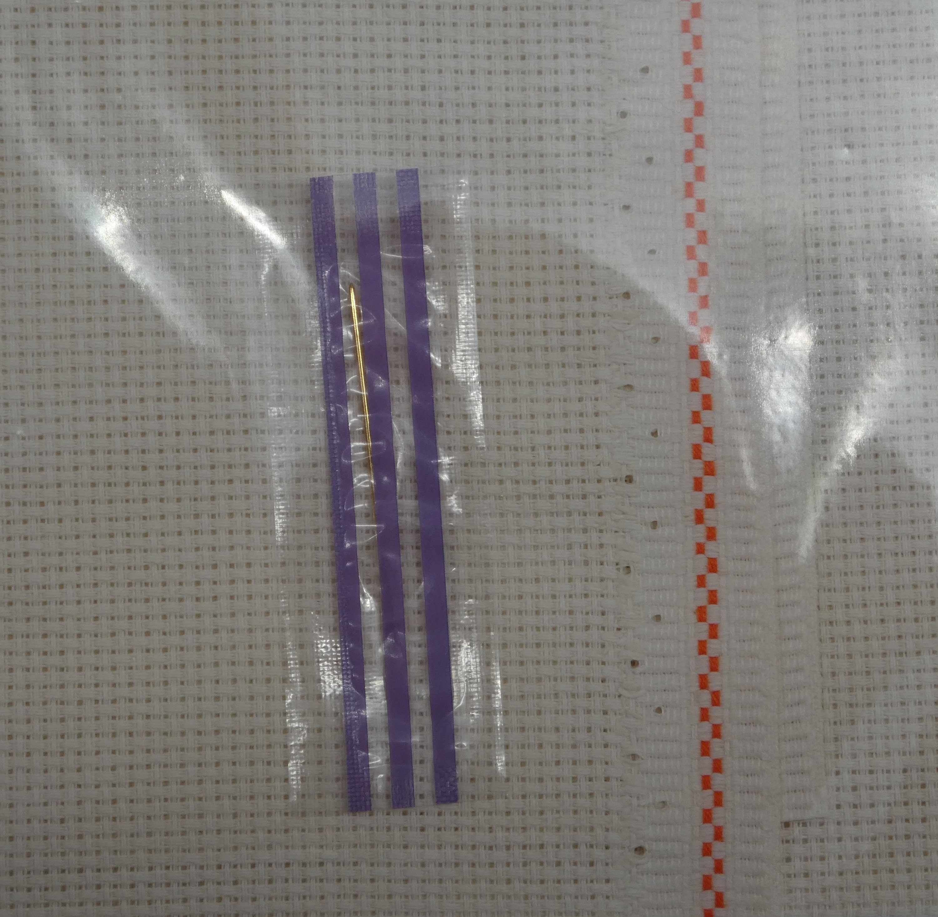 Zweigart Cream 18 Count Aida Cross Stitch Fabric 55 X 50cm With Needle ...