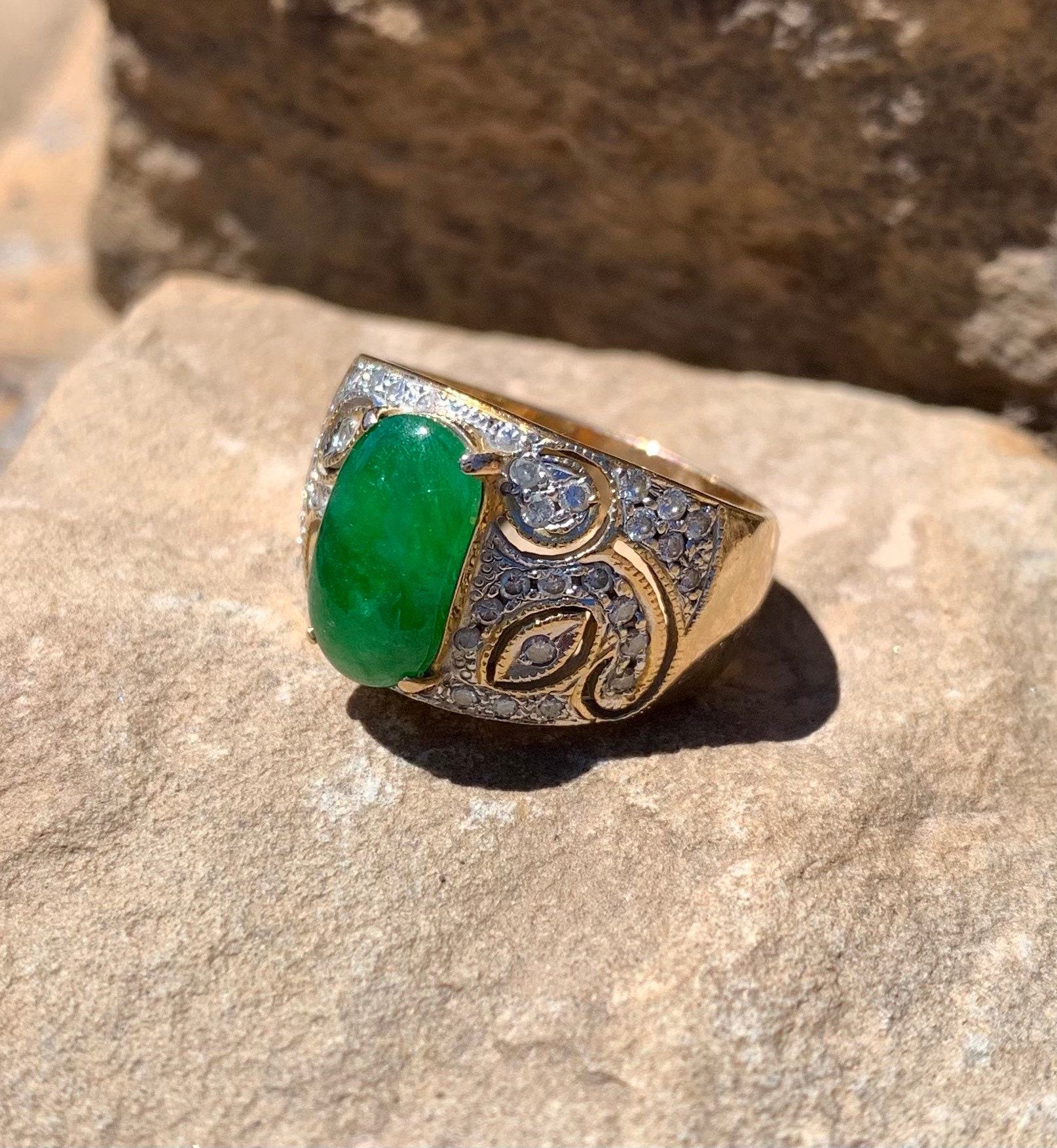 Antique Art Deco 18k Yellow Gold Imperial Jade and Diamond Ring Size 7. ...