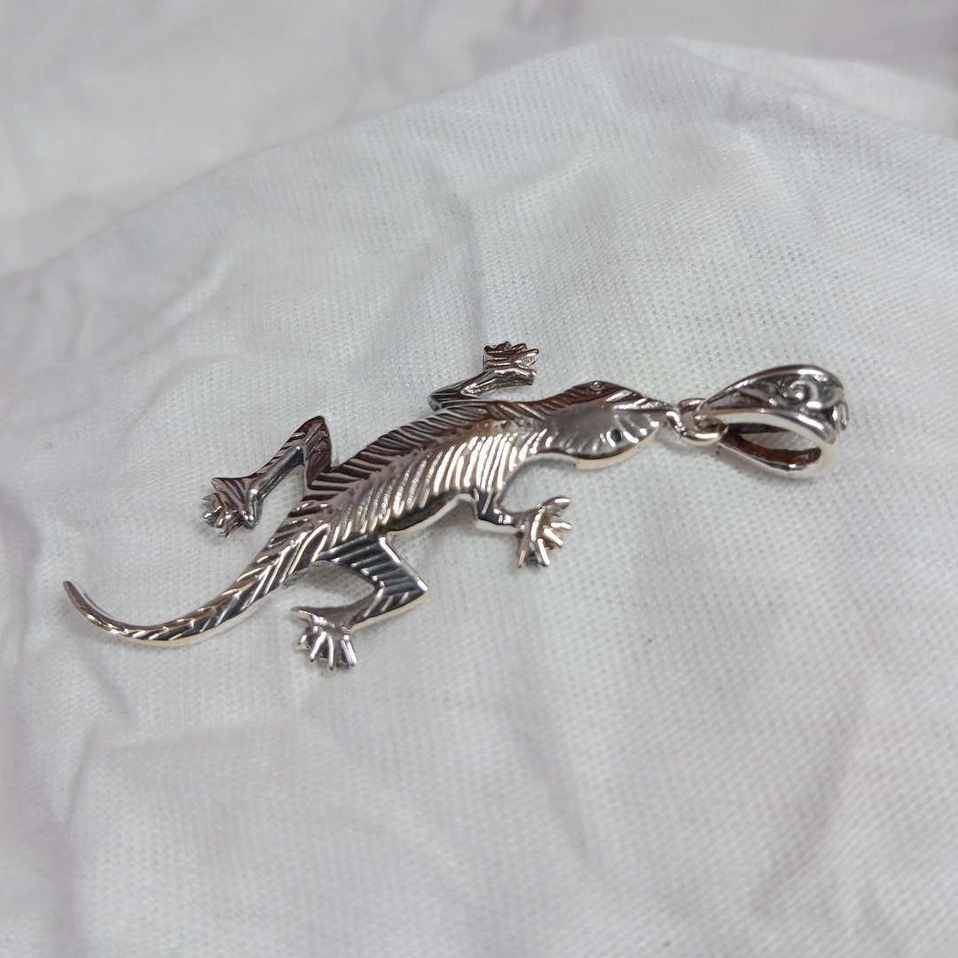 Lizard Gecko Pendant Necklace in Sterling Silver, Beautiful Lizard ...
