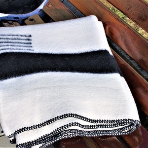 Hudson’s Bay Blanket, 5 Point Blanket, Replica, Trapper Large Camp ...