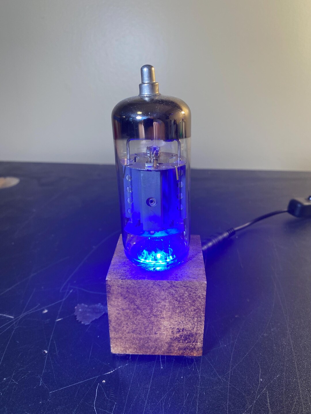 Soviet Era 1960s6p36s Vacuum Tube Nightlight With Blue Leds and Medium ...