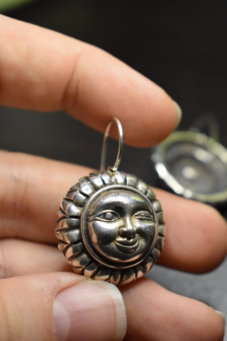 Vintage Barry Kieselstein-cord Full Moon Winking Sterling Earrings ...