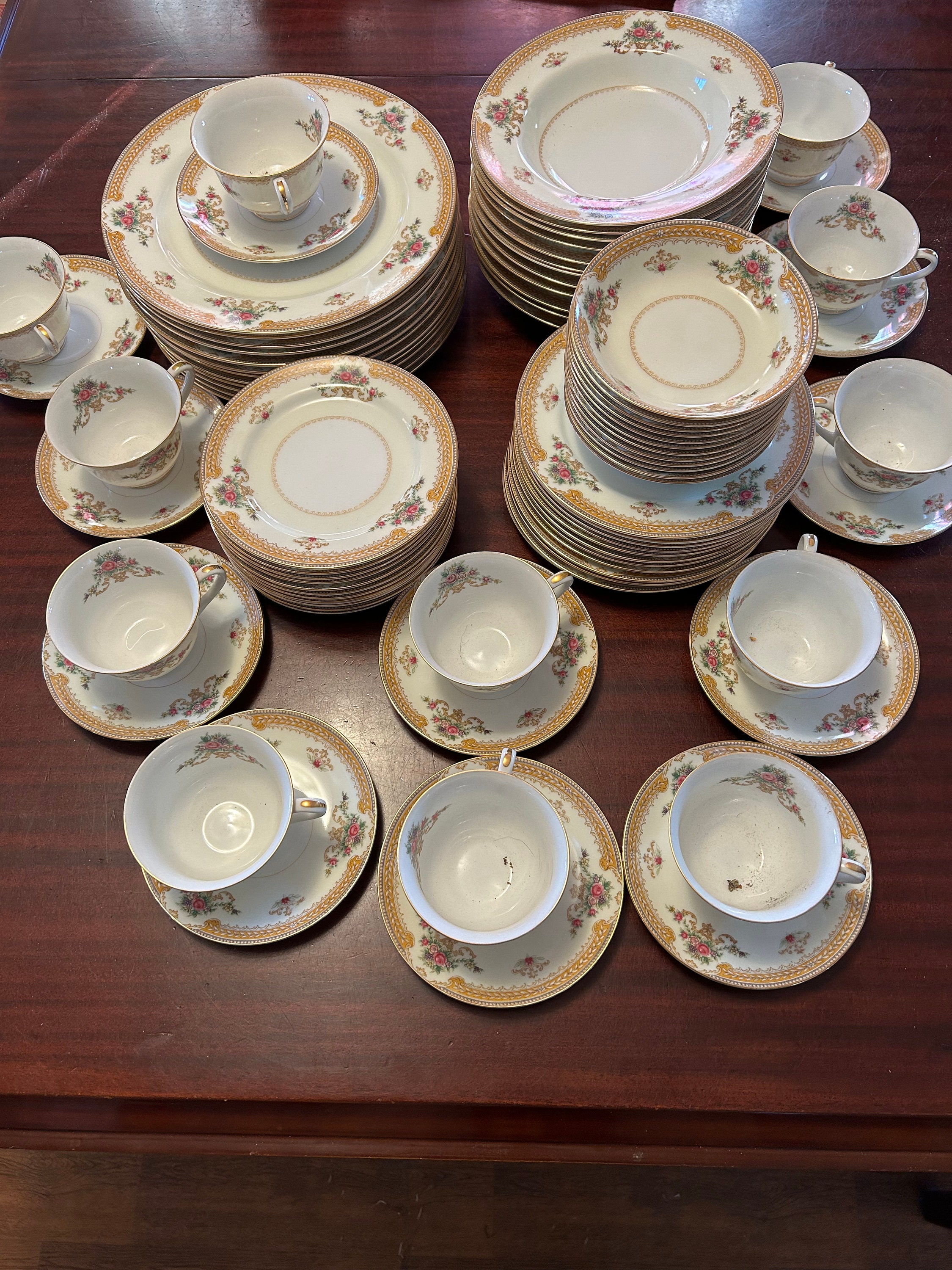 Vintage Kings Court 84 Pcs China Dinnerware Set Janice Pattern - Etsy