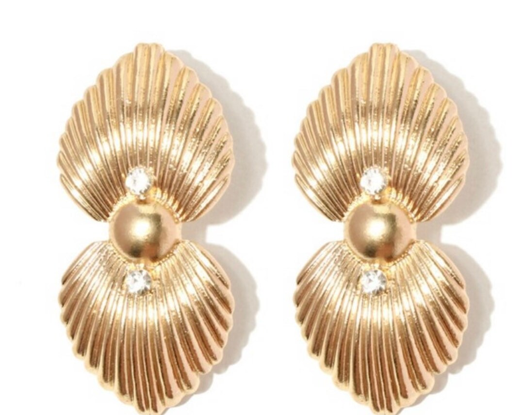 Gold Sea Shell Earring, Vintage Gold Earring - Etsy