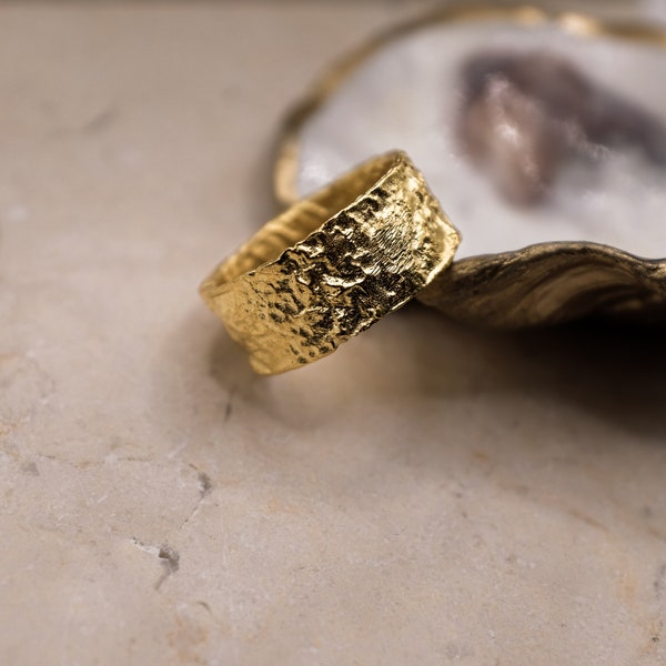 18k Ring - Etsy