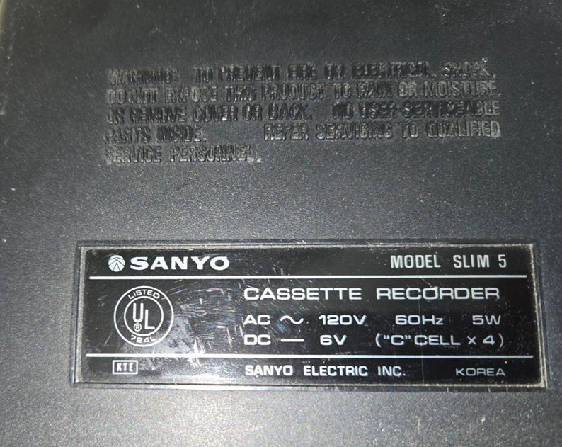 Vintage Sanyo Slim Line Portable Cassette Recorder Slim 5 AC/DC 1975 in ...