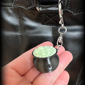 Cauldron Purse Charm / Keychain - Etsy