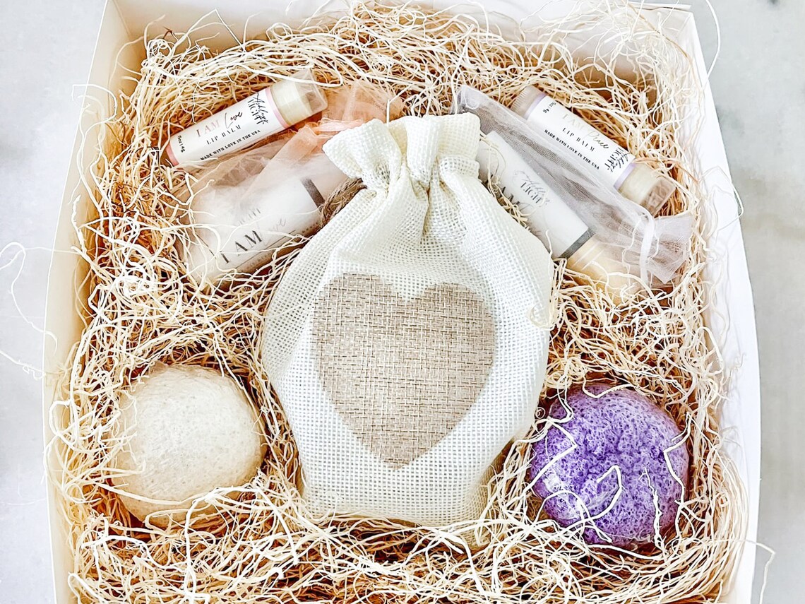 Custom Gift Box | Personalized Gift Box | Luxury Gift Box | Eco Luxe ...