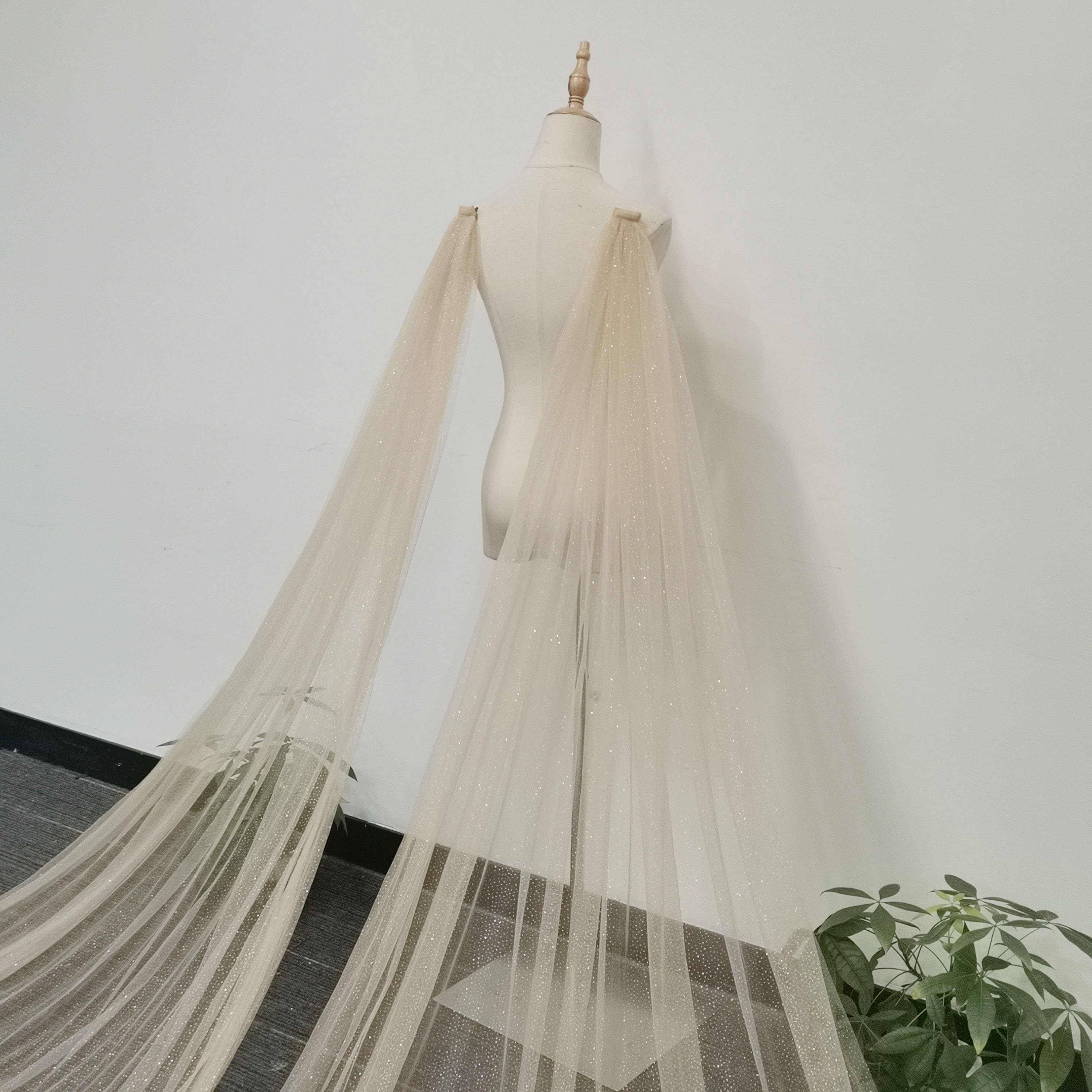 Sparkly Gold Sequin Shoulder Wing, Champagne Tulle Cape Veil ...
