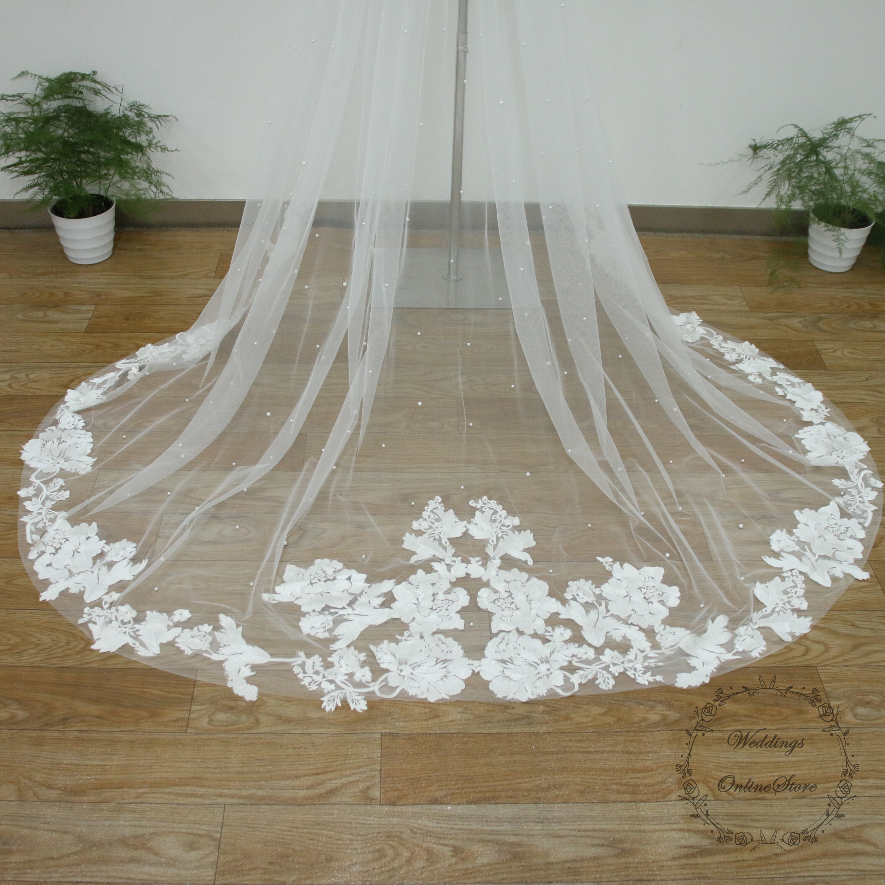Floral Wedding Veil Scattered Pearls Veil Applique Bridal - Etsy