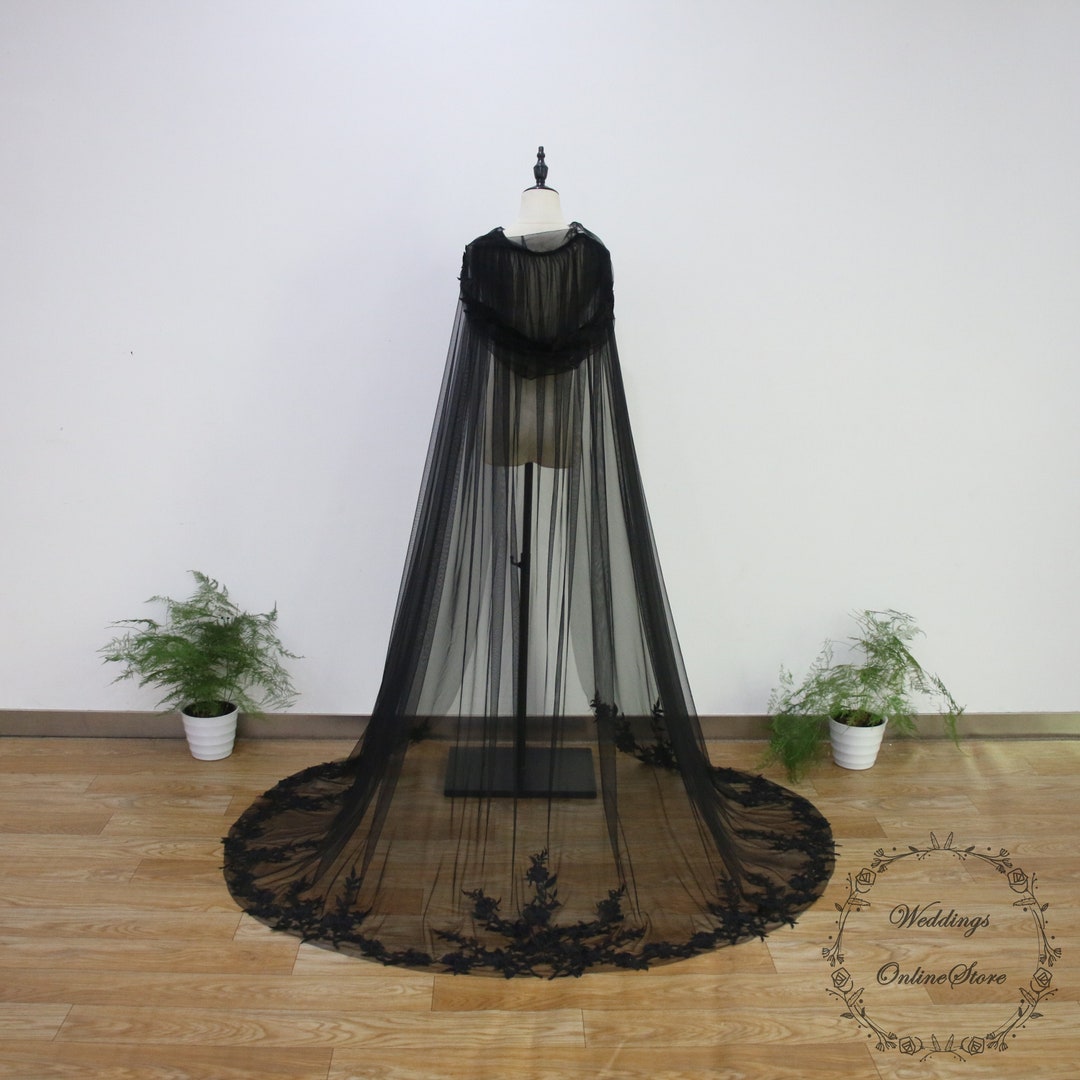 Black Lace Hooded Bridal Veil, Gothic Wedding Veil, Floral Applique ...