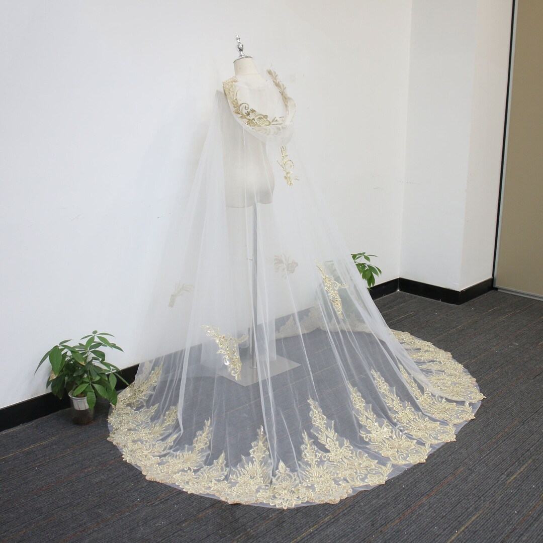 Hooded Bridal Cape Veil, Gold Applique Chapel Veil, Vintage Green ...