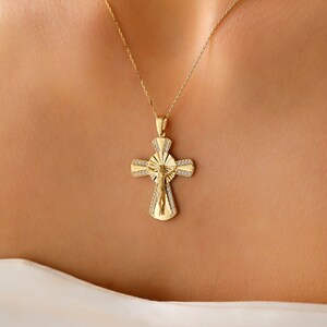 18K Jesus Crucifixion Statue 14K Redeeming Pendant 10K Exaltation Cross ...