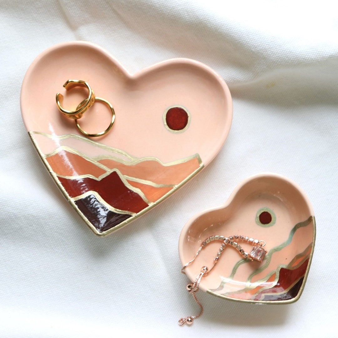 Nature's Canvas: Desert Sunrise Landscape Decorative Heart Shaped Ring ...