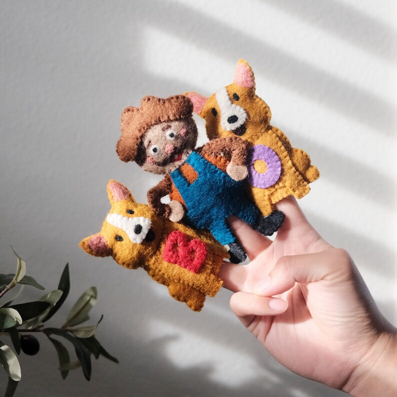 BINGO Finger Puppet Felt Finger Puppet, Animal Finger Puppet, Handmade ...